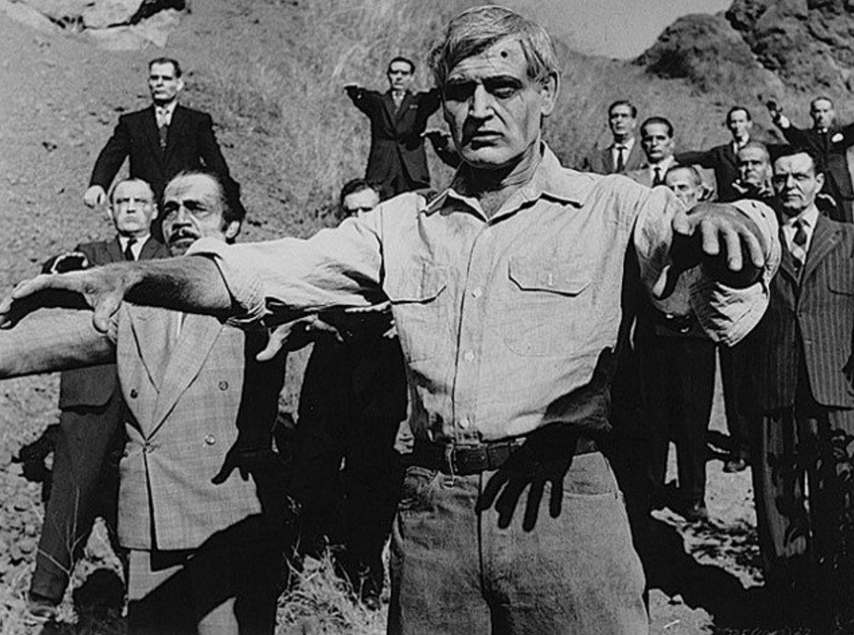 Invisible Invaders (1959) - Moria